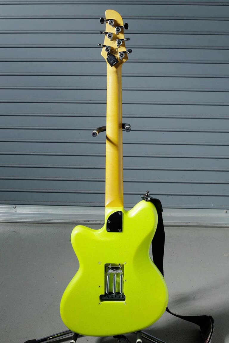 NEEのリード・ギター＝夕日が使用する、こだわりを詰め込んだ機材ラインナップを一挙に解説！ | ギター・マガジンWEB｜Guitar magazine