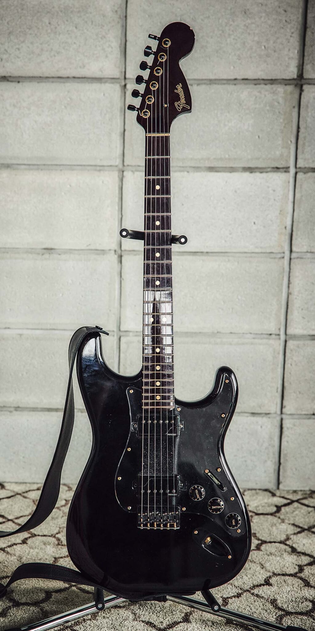 ken（L’Arc〜en〜Ciel）が愛用する5本のストラトキャスターを、ken本人のコメントと共に紹介！ | ギター・マガジンWEB ...