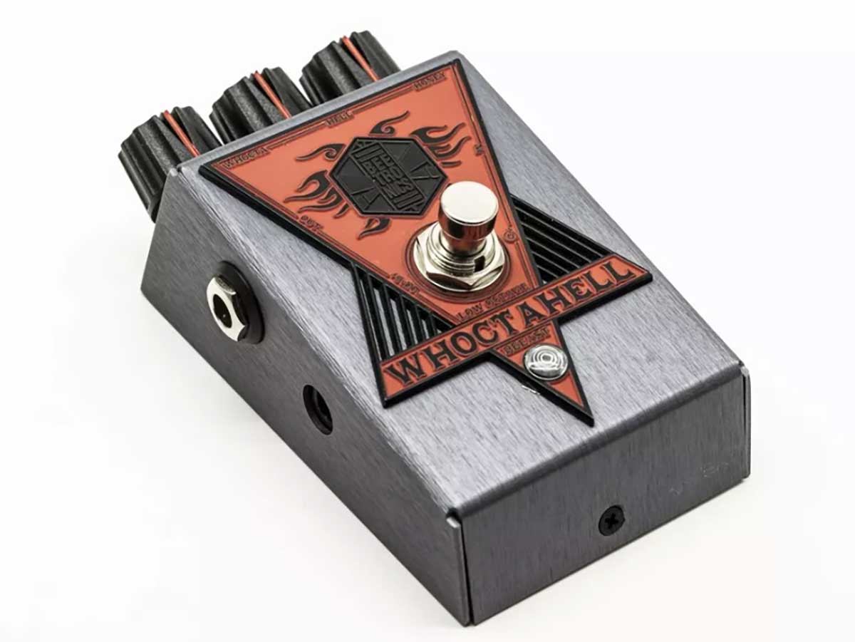 ツナ缶ファズ“TUNA FUZZ”と3トーン・オクターブ・ファズ“WHOCTAHELL V2”、Beetronicsより限定生産リリース ...
