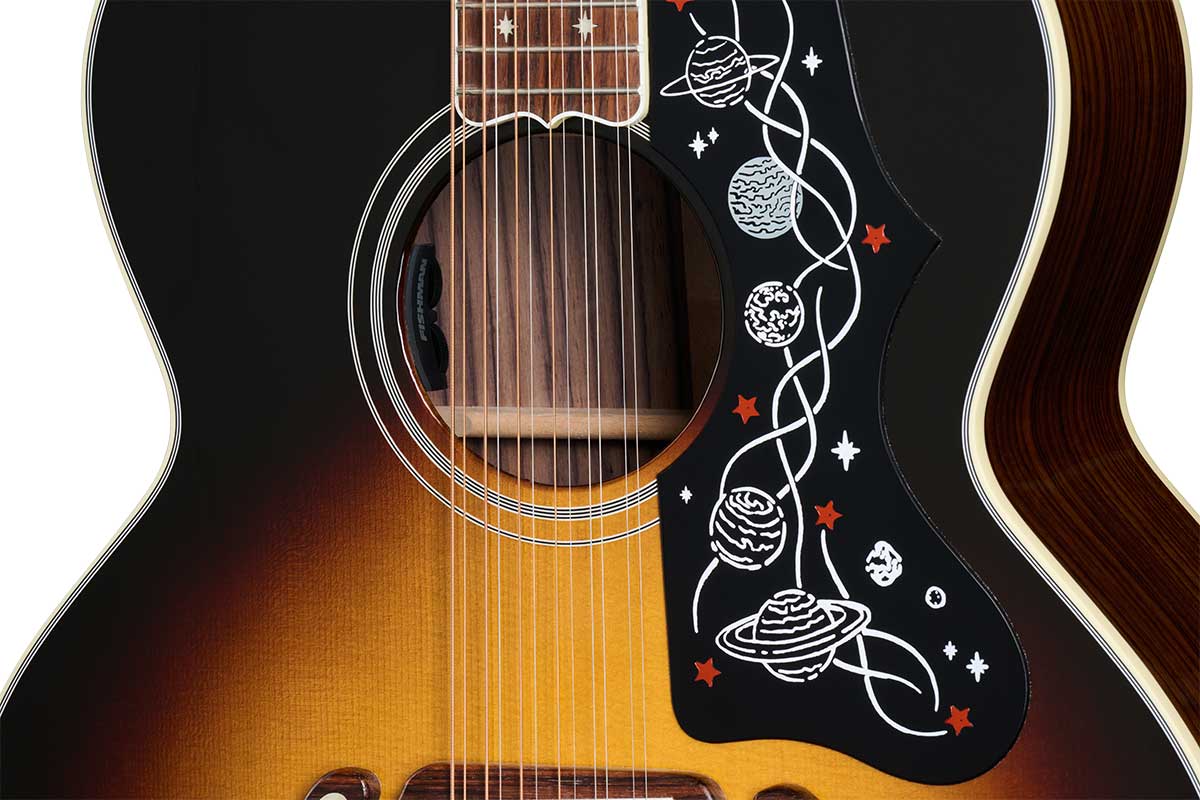 ギブソン、ブライアン・メイのシグネチャー・モデル“Brian May SJ-200 12-String”をリリース。全世界100本限定の12弦 ...