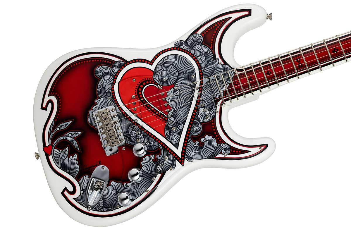 4本セット2200万円！ Fender Custom Shopがトランプ柄ギター“Deck O’ Cards Collection”を日本で ...