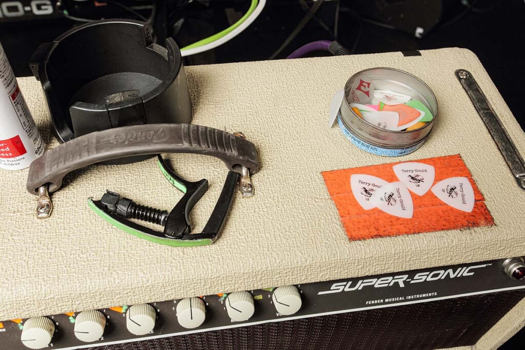 toeの山㟢廣和が『New Album Release Tour 2025 “NOW WE SEE THE LIGHT”』で使用した2本の ...