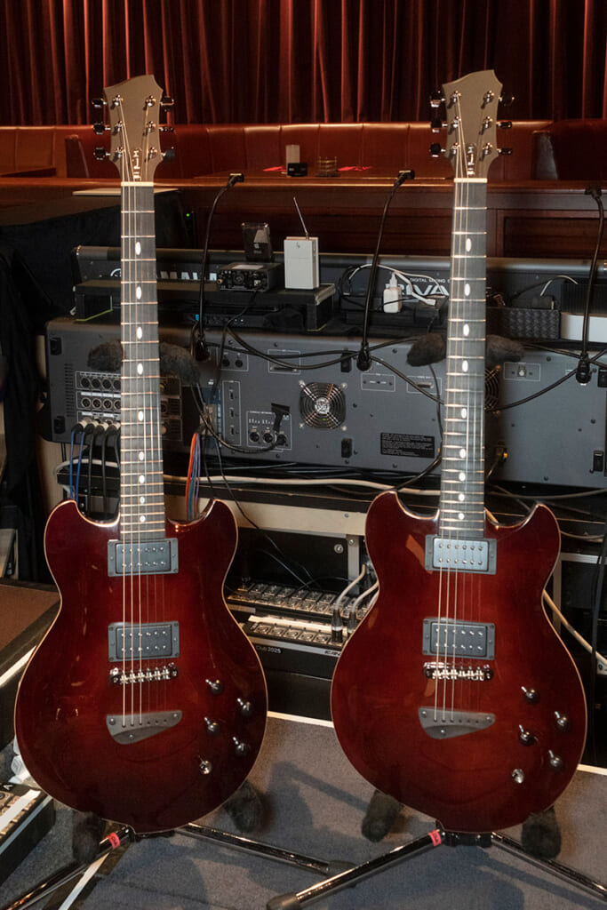 カート・ローゼンウィンケルが語る、新たに導入したSoloway GuitarsとWestville Guitarsの新作シグネチャー・モデル ...