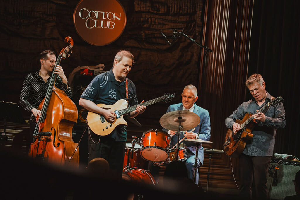 カート・ローゼンウィンケルが語る、新たに導入したSoloway GuitarsとWestville Guitarsの新作シグネチャー・モデル ...